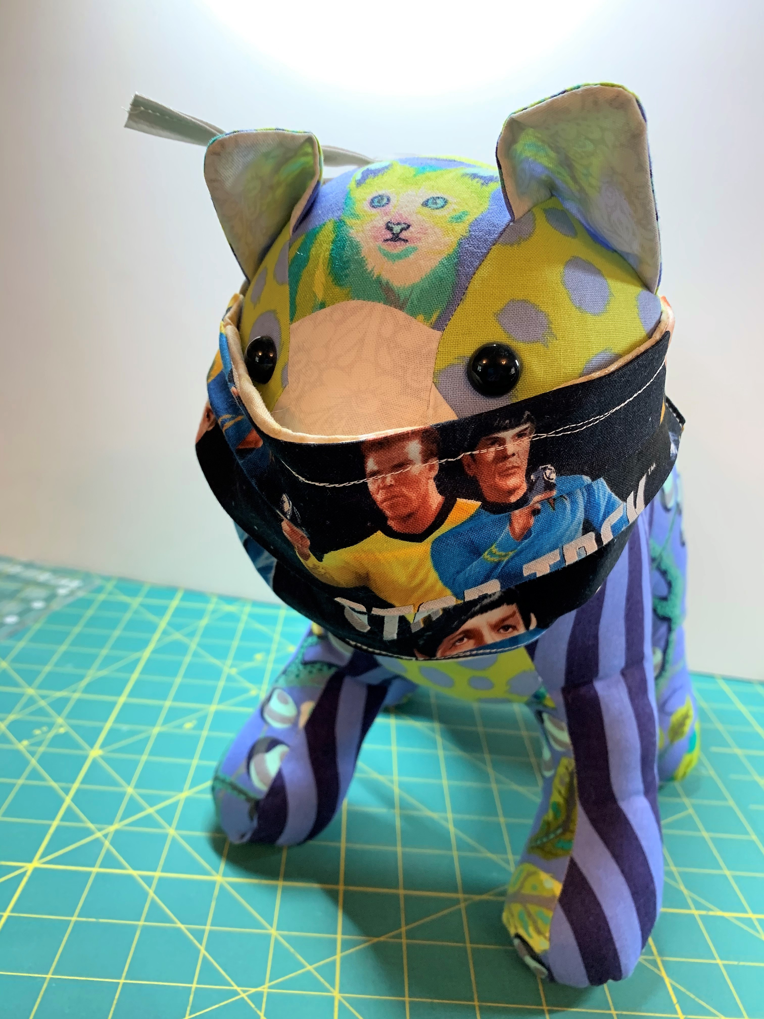 Add a Pipe Cleaner to Homemade Face Masks for COVID-19 | NW Quilted Cat